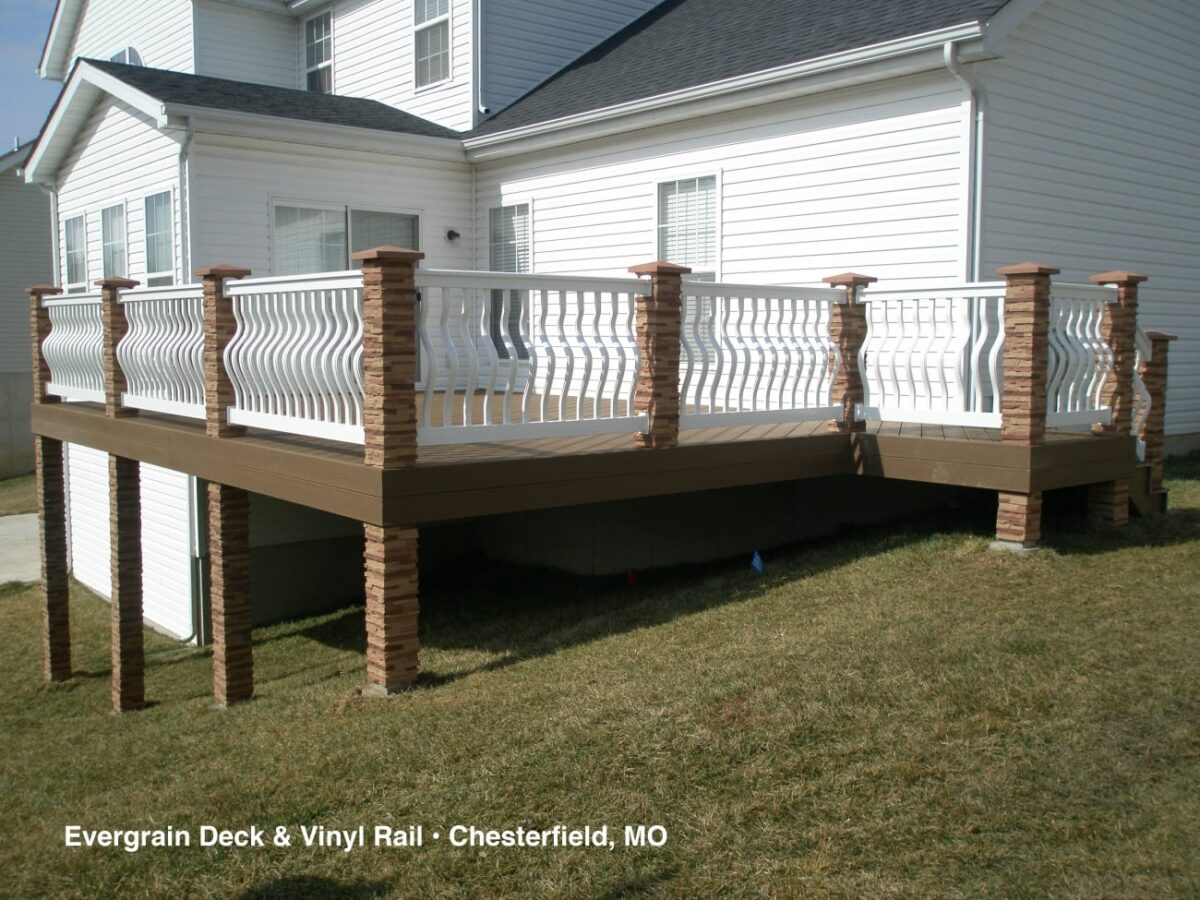St. Louis Vinyl Deck Railing